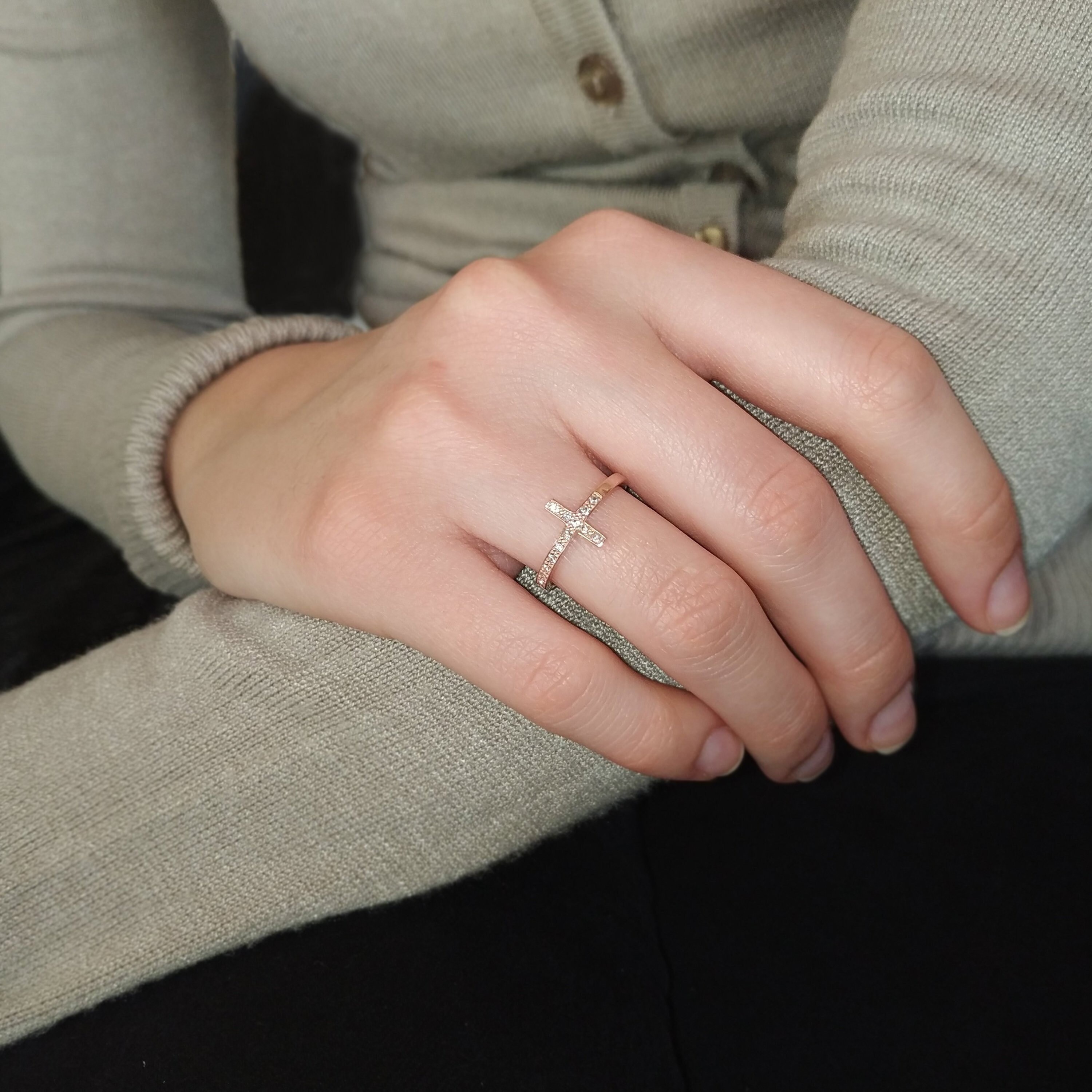 Sideways Cross Ring in 9K/14K/18K Gold Minimalist Diamond - Etsy