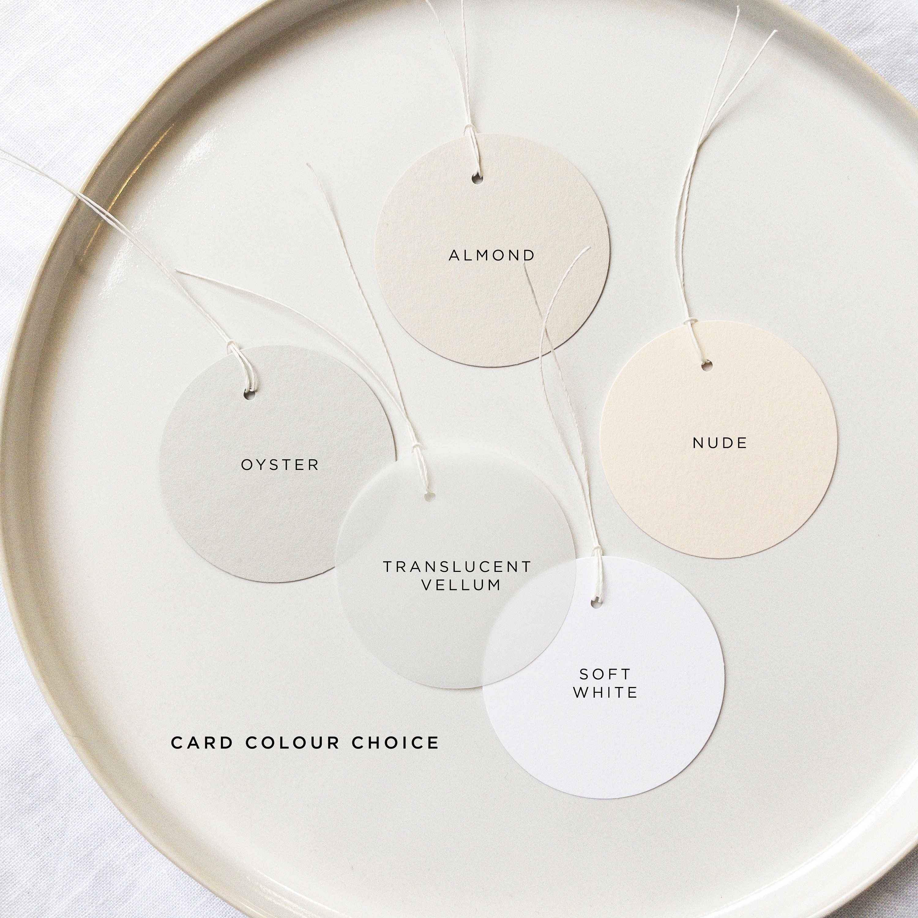 Round Place Cards / Name Tags With Fine Twine - Etsy