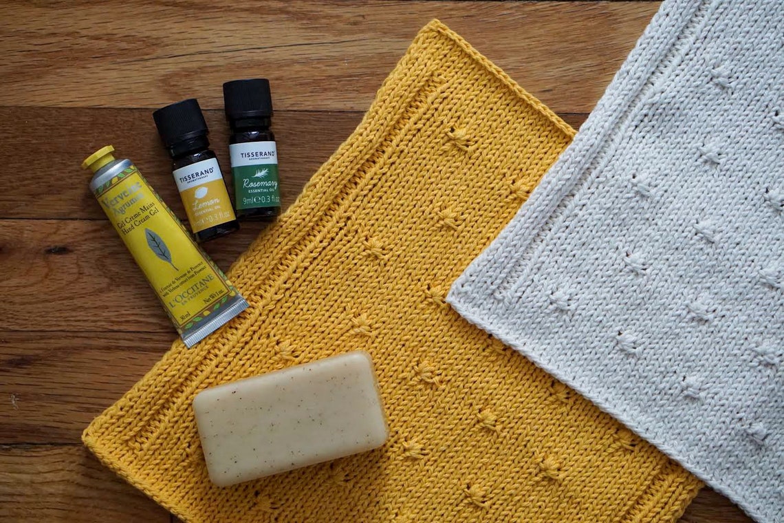 Knitting Pattern // Knitted Textured Face Washcloth Easy Cotton ...