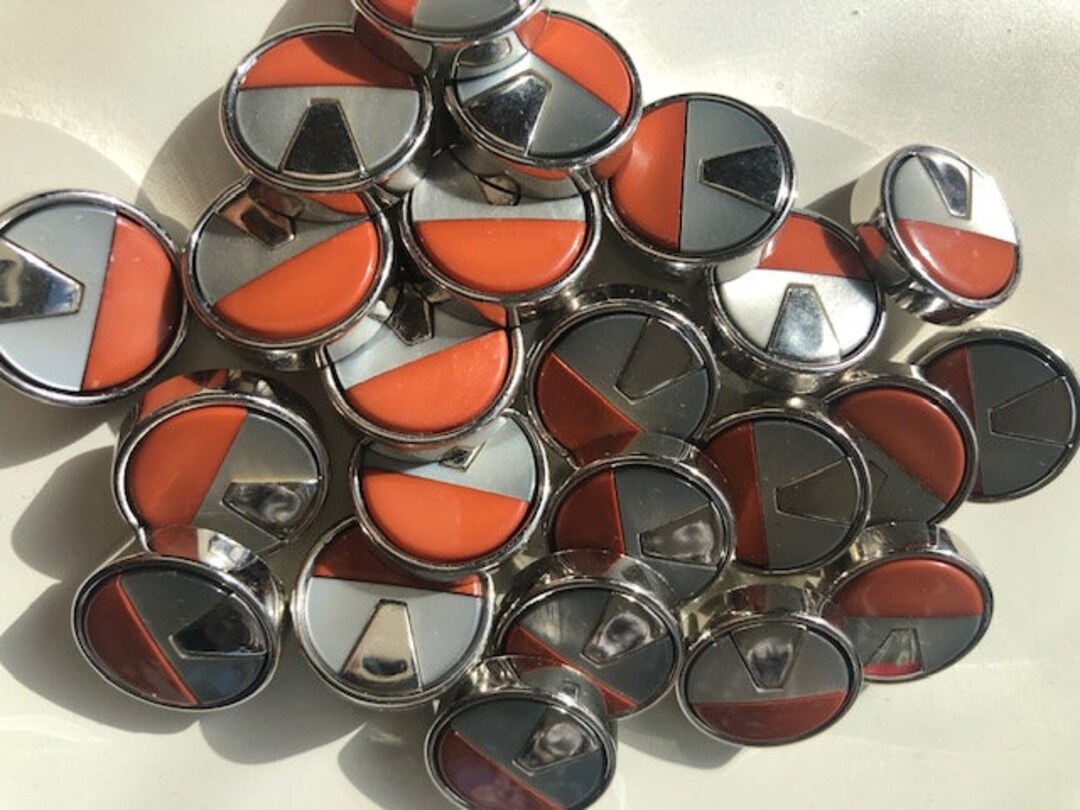 Gorgeous Italian Made Ascoli Buttons - Etsy