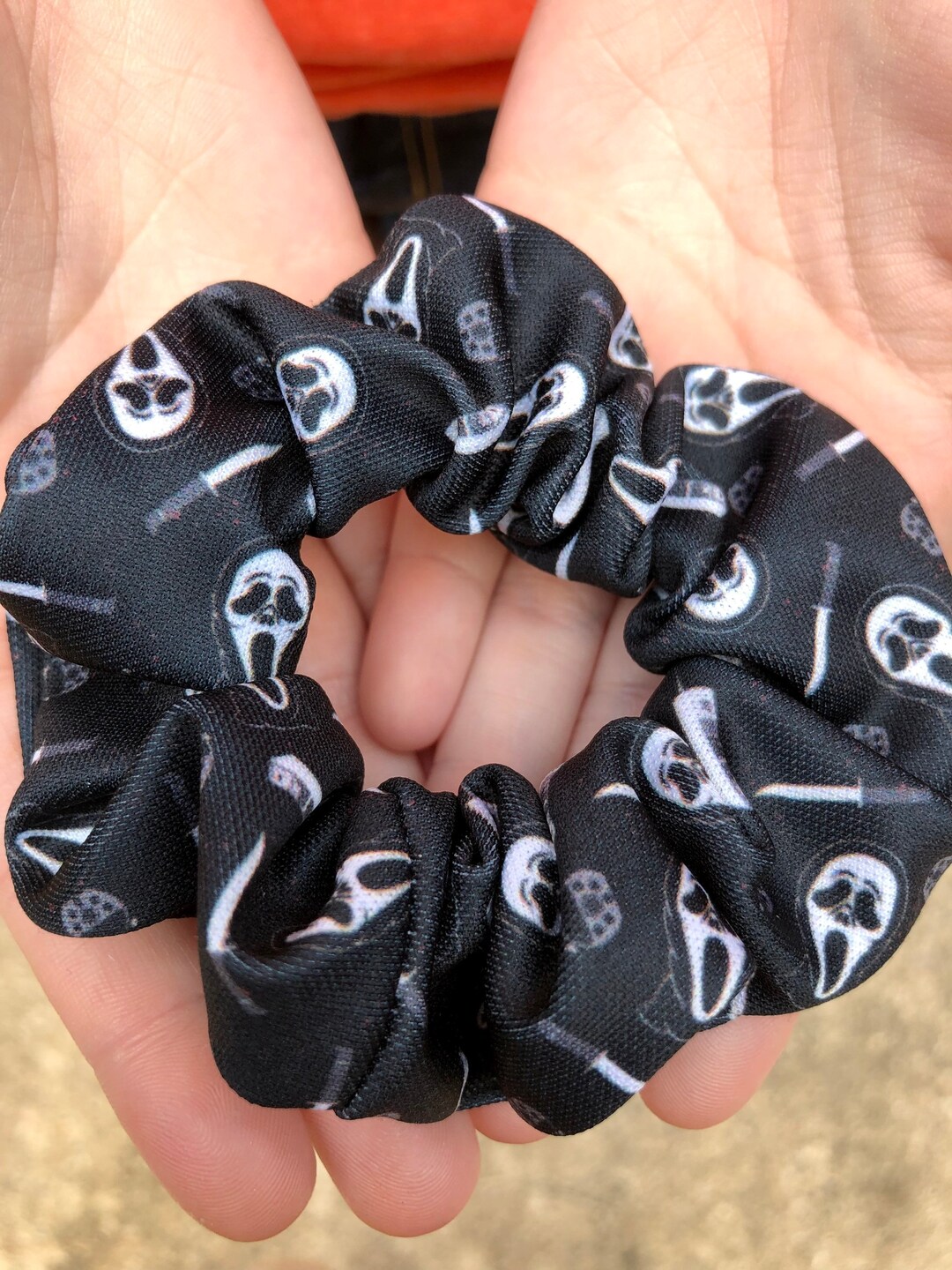 Ghost Face Scrunchie / Halloween / Horror Movie / Scream - Etsy