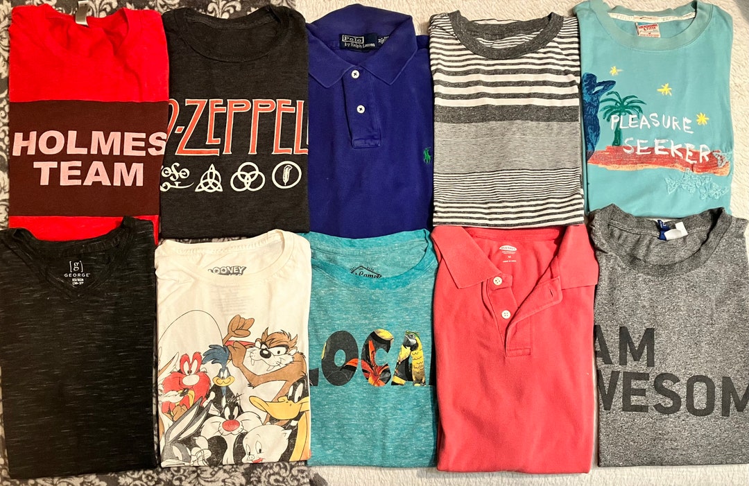 Mens Vintage 2000s T-shirts and Polos Sizes Vary - Etsy