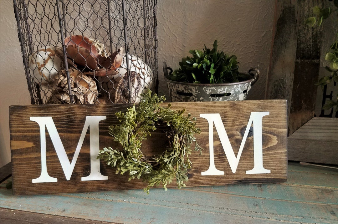 Mom Sign With Wreath, Wreath Sign, Farmhouse Decor, Rustic Decor ...