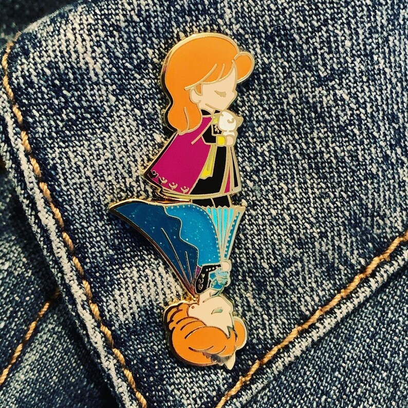 Regal Queen Hard Enamel Flip Pin | Etsy