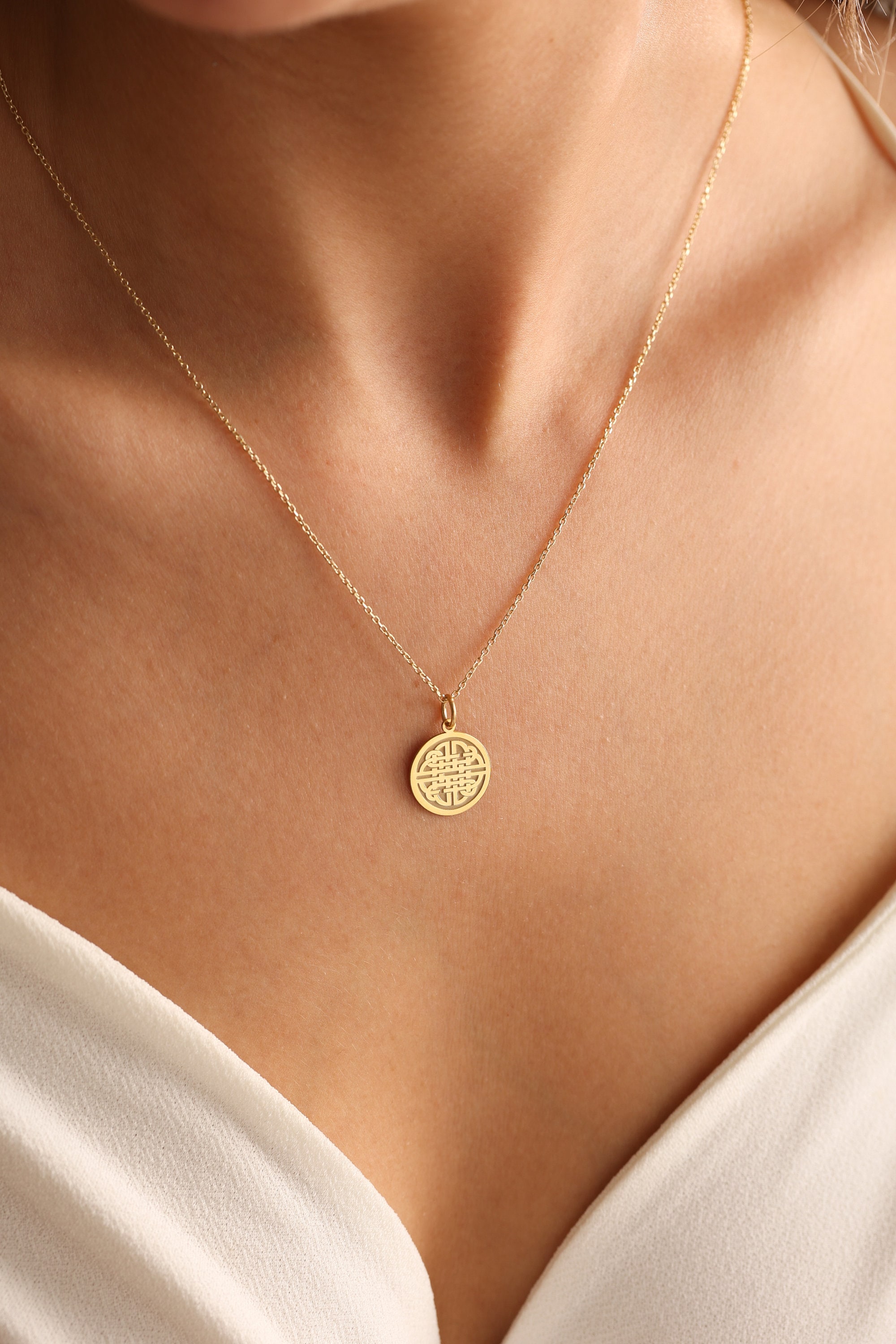Gold Solid 14K Real Gold Dara Knot Necklace, Pesronalized Dara Knot ...