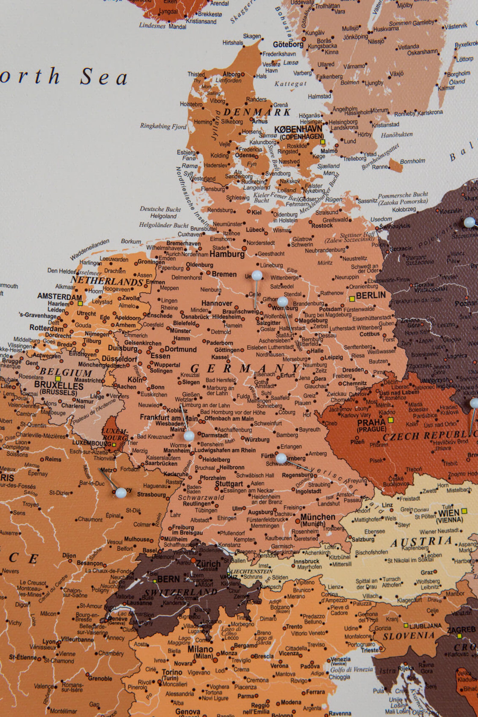 Detailed Europe Trip Map - Political Map Poster of Europe Continent ...