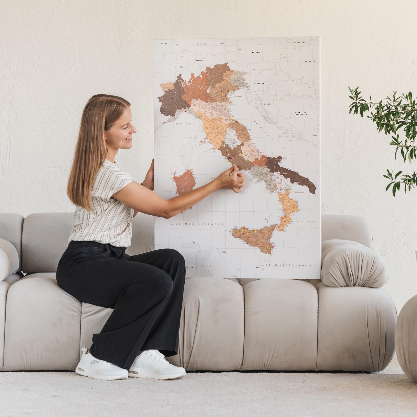 Push Pin Italy Map to Mark Places Visited, Detailed Pinnable Travel ...