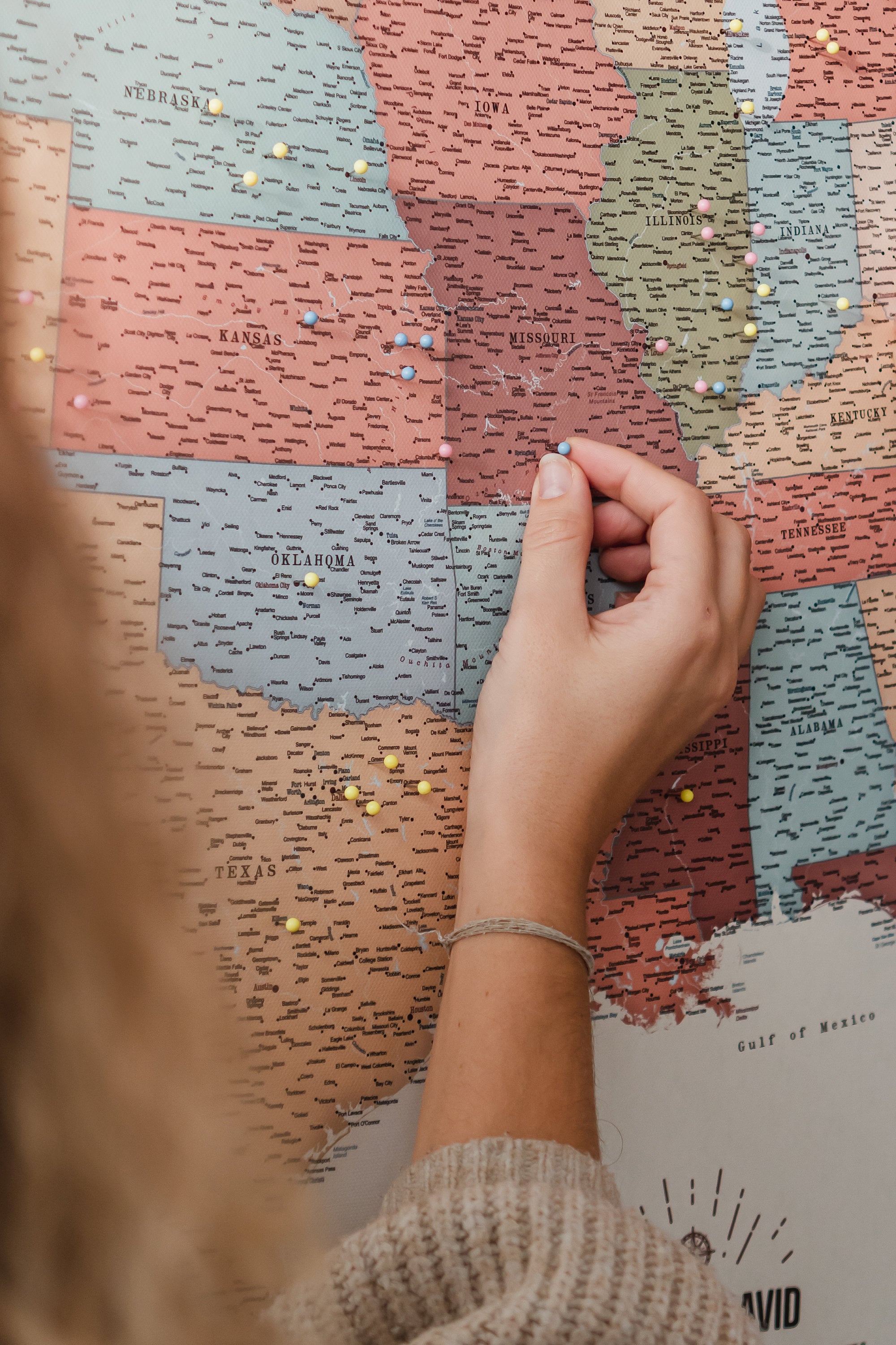 Push Pin Colorful US Map, Personalized Travel Marking Pin Board Canvas ...