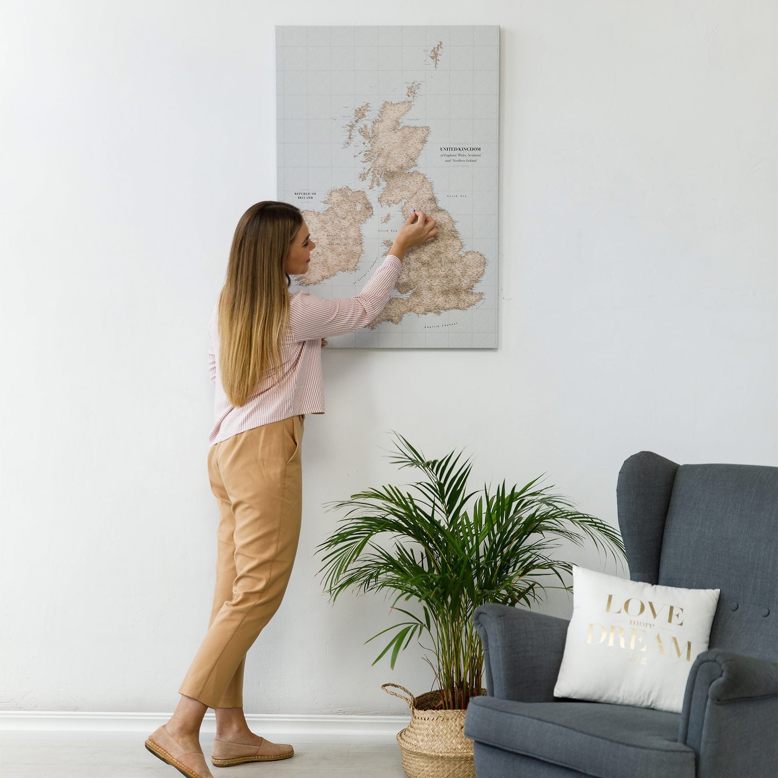 Detailed UK & Ireland Push Pin Map - Large Personalized Travel Pin ...