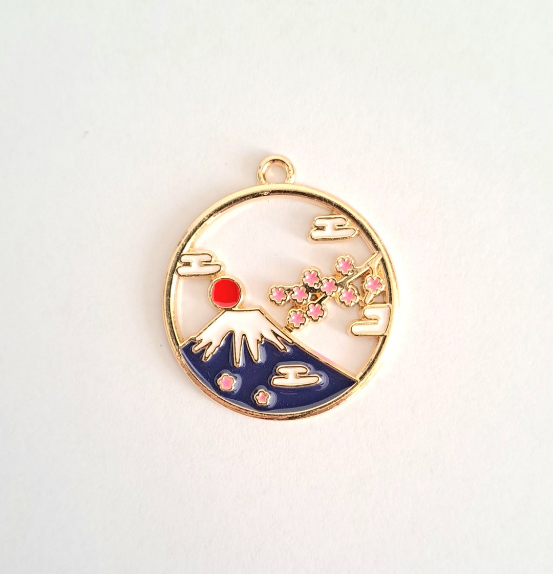 1 Japanese Mount Fuji Medallion Pendant Charm in Enamel Colors and Gold ...