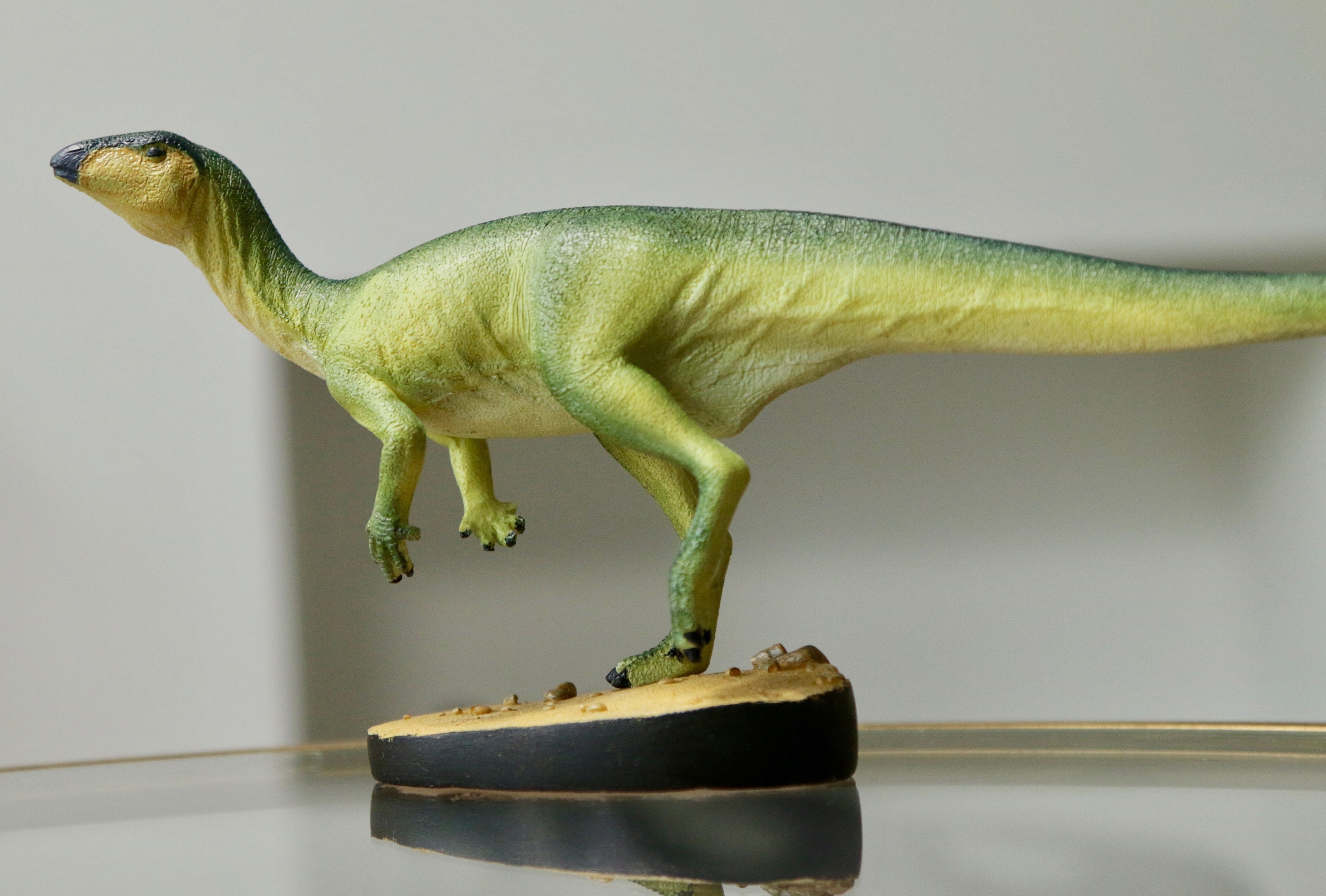 Hypsilophodon Scale Model Sculpture Dinosaur - Etsy