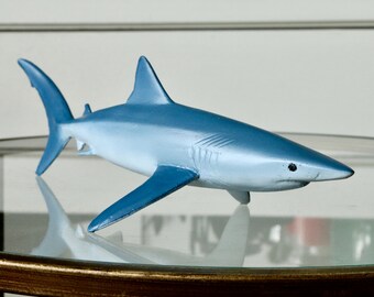 Great White Shark Figurine Statue Swimming in Ocean Seaweed, Coral With ...