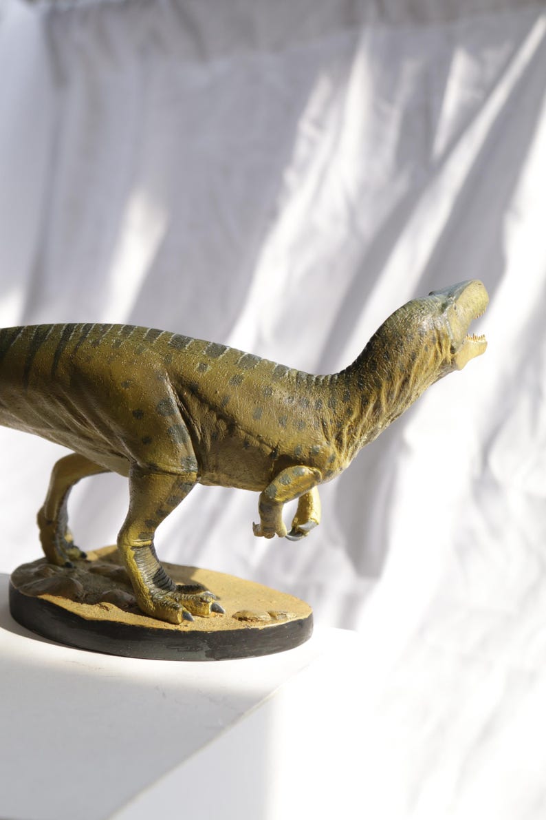 Megalosaurus Sculpture Realistic Scale Model Carnivorous Theropod - Etsy