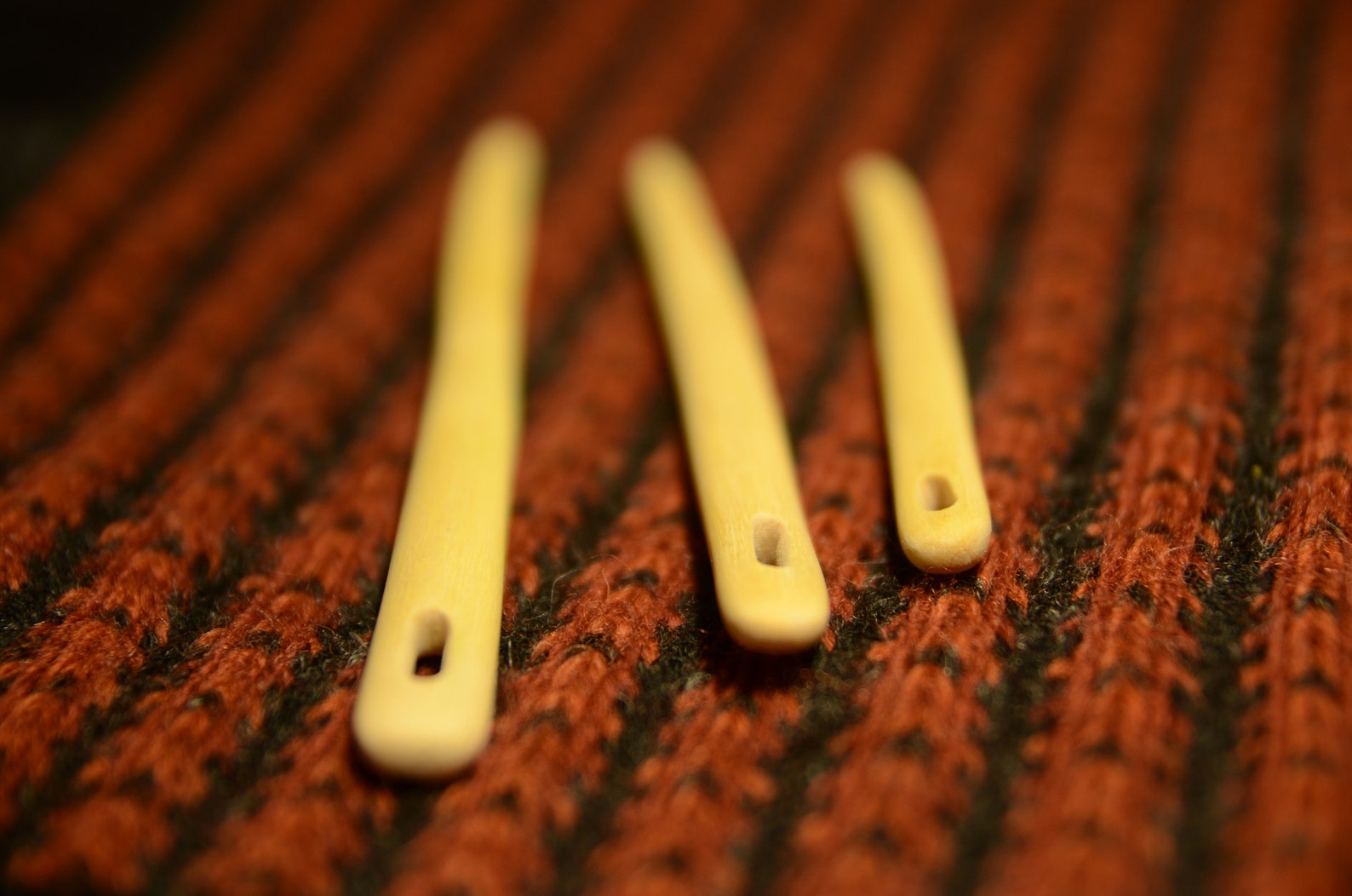 Set of 3 nalbinding needles / Nalbinding needle / Wooden | Etsy