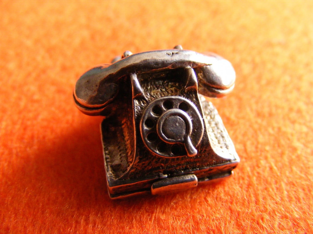 Silver Charm Telephone Opens to the Message Dial 999 - Charms Pendant ...