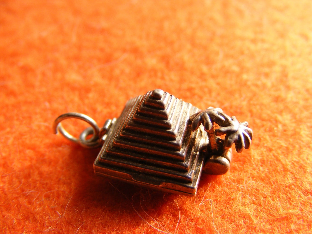 Vintage Sterling Silver Charm Cairo Pyramid Egyptian Opens to a Well ...