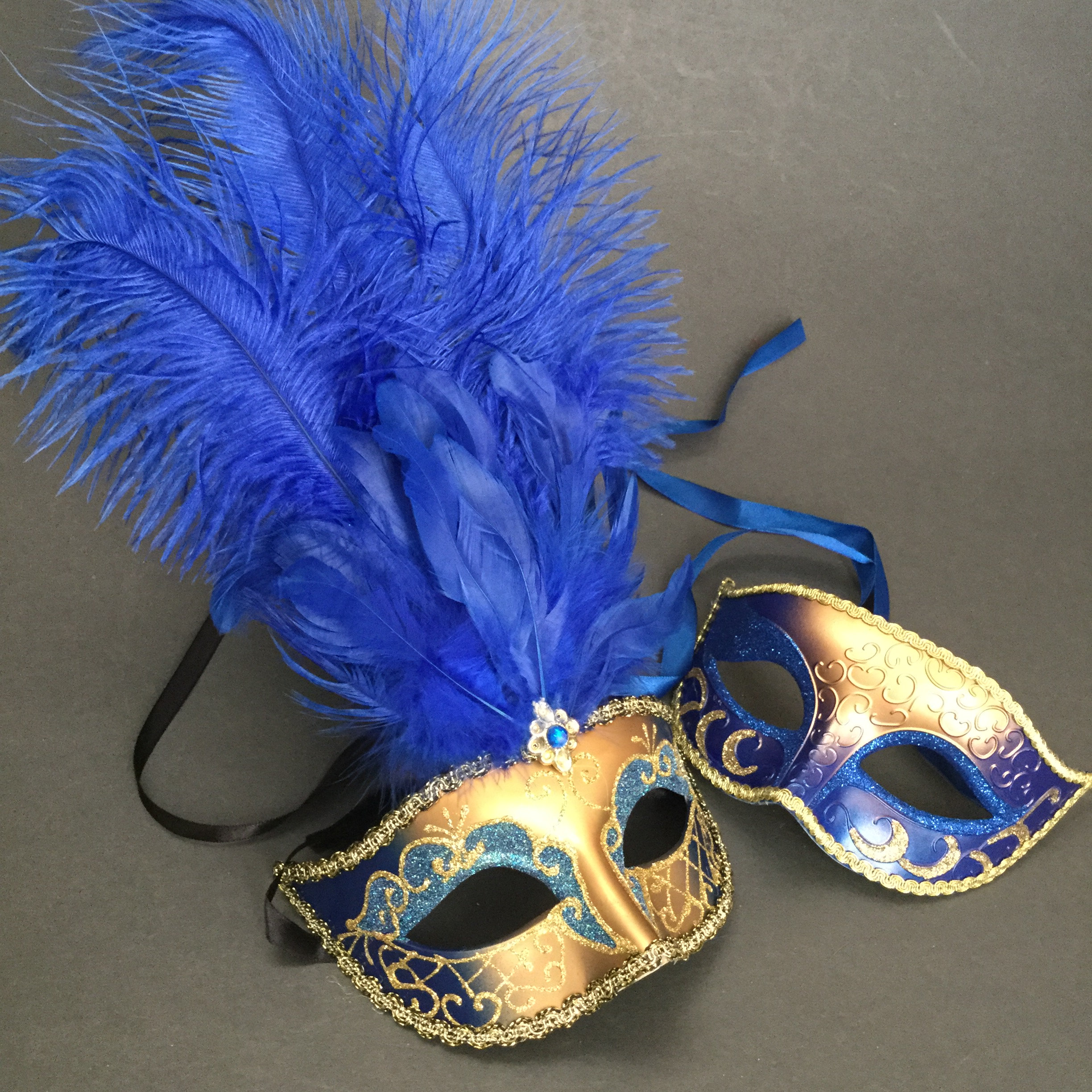 Blue Masquerade Masks With Feathers