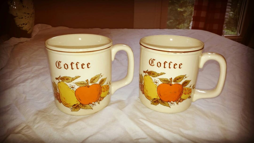 Vintage Pair of Coffee Mugs With Pears, Apples, and Lemons or Oranges ...