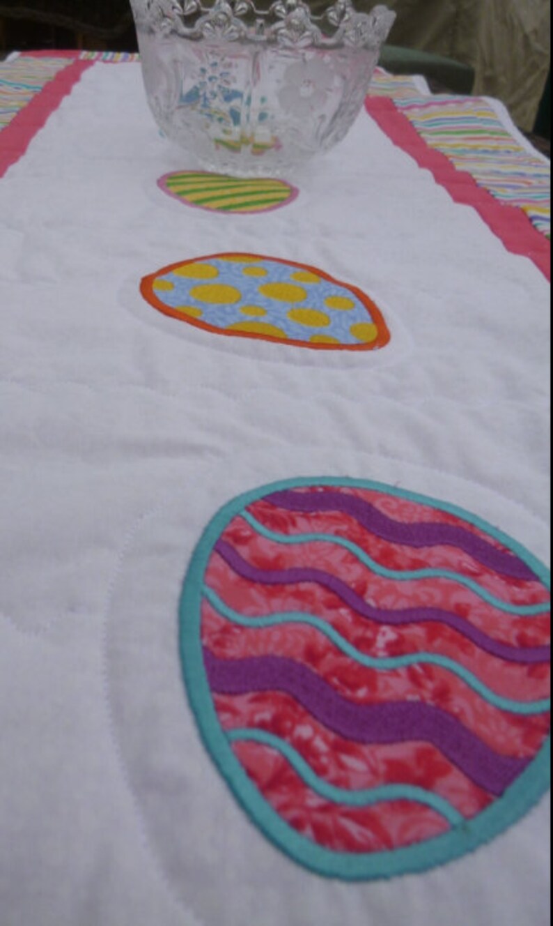 Easter Egg Table Runner - Etsy