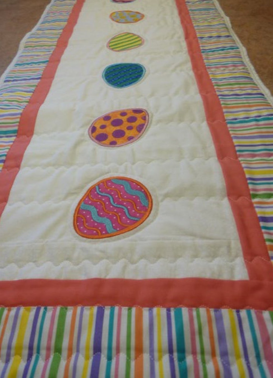 Easter Egg Table Runner - Etsy