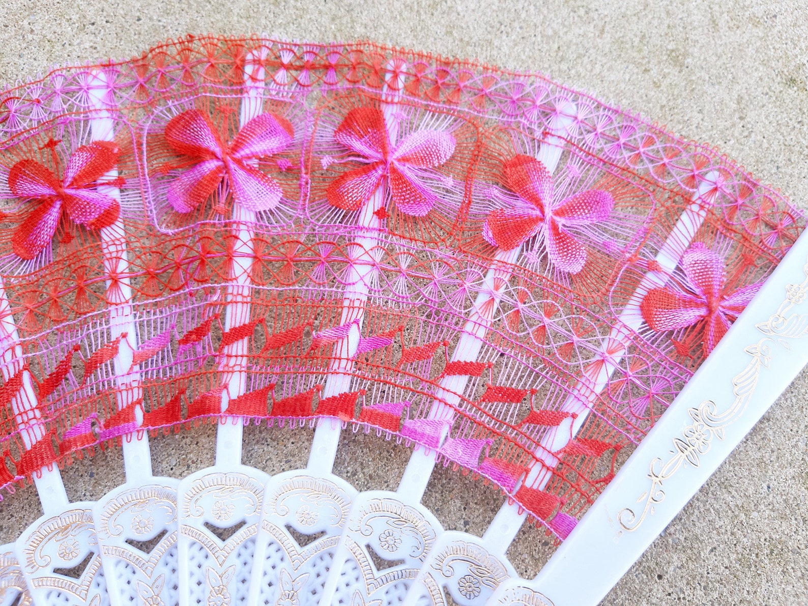 Red Pink Folding Fan Lace Handmade Handheld Foldable Nanduti Ñandutí ...