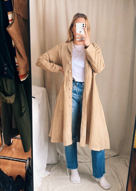 Vintage 1960’s / 70’s Light Tan Suede Duster Button F… - Gem