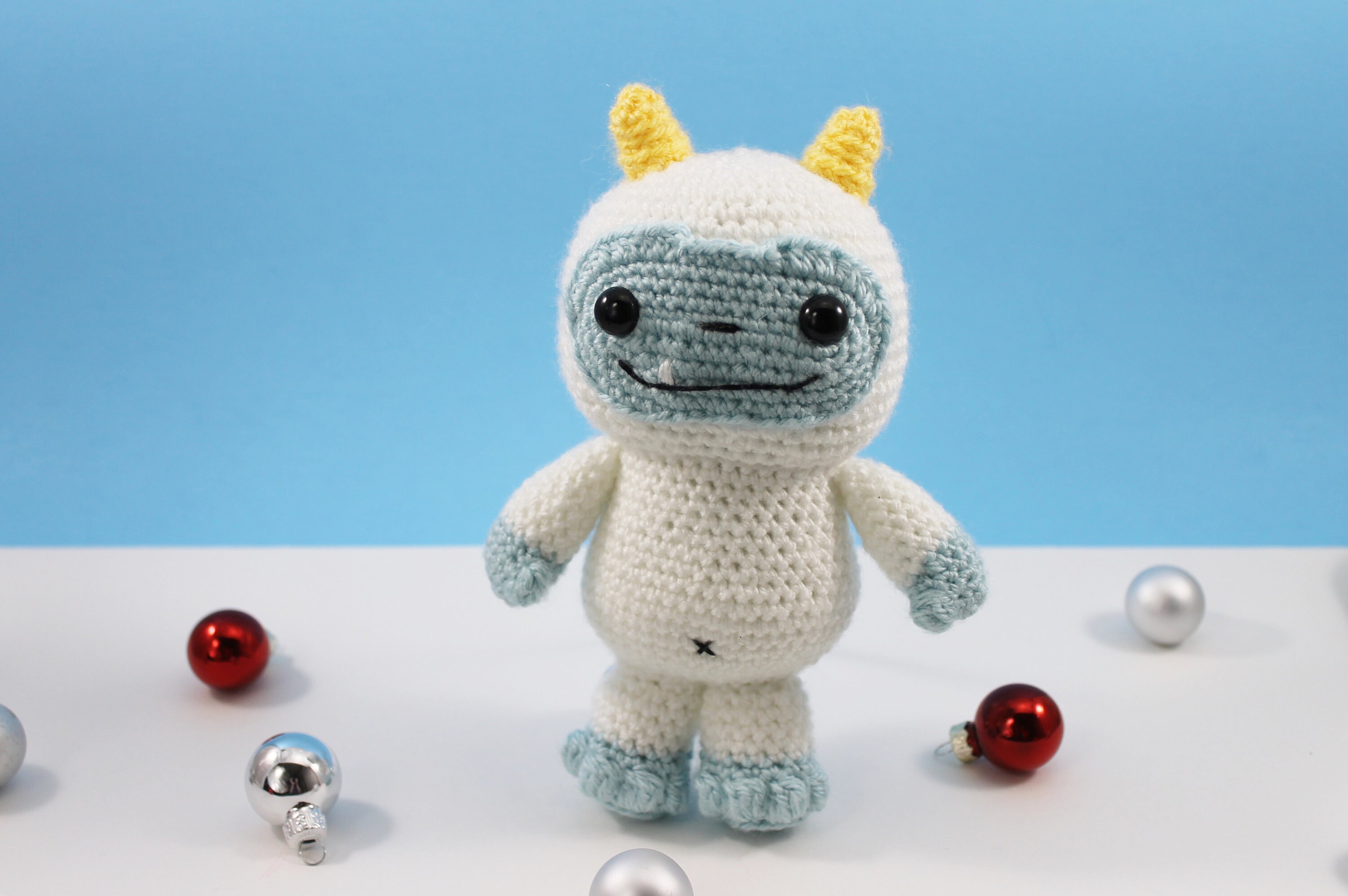 Yo-yo the Yeti, PATTERN ONLY, Crochet Pattern, Amigurimi Pattern - Etsy