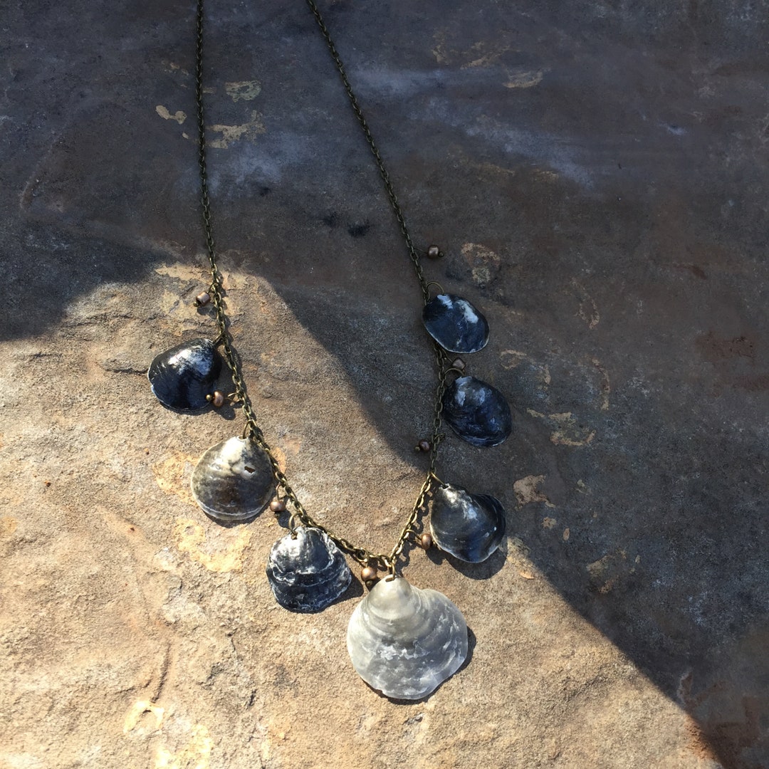 Black Jingle Shell Jewelry Set - Etsy