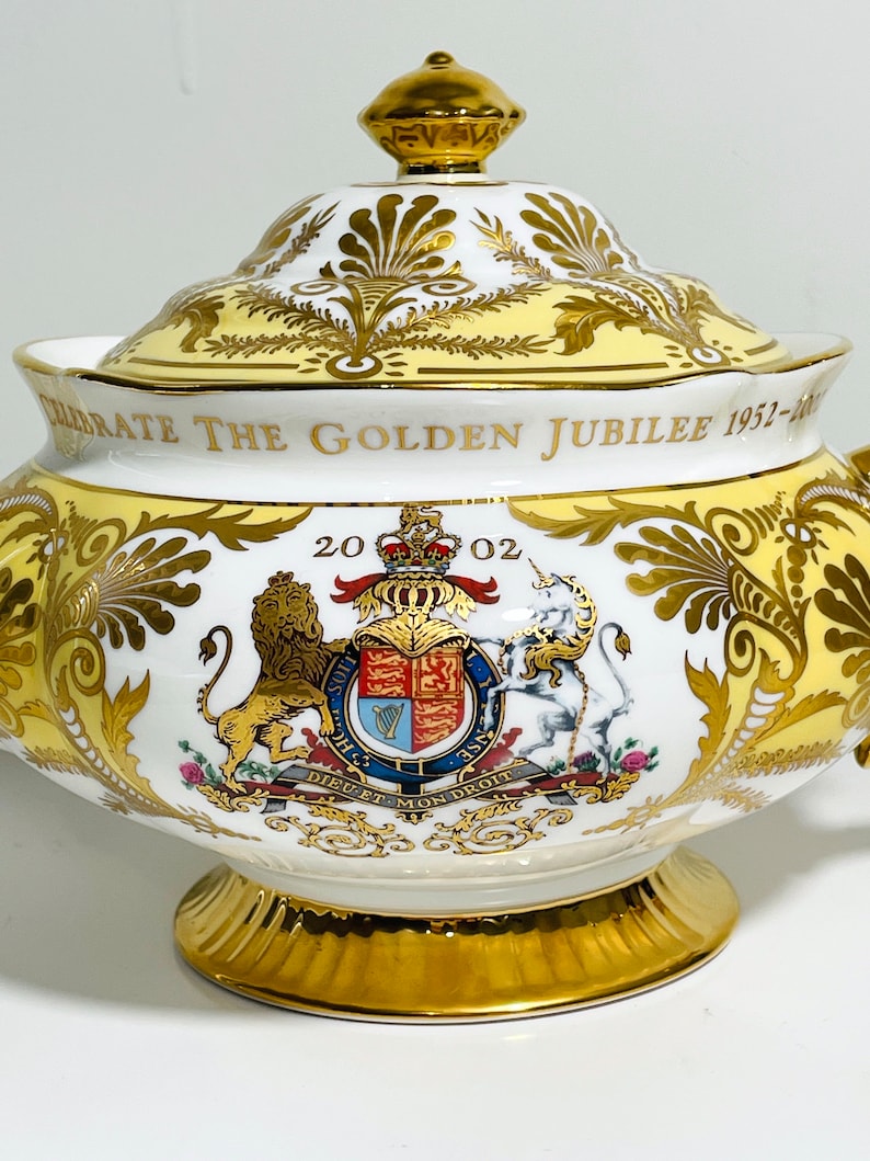 Buckingham Palace Teapot, Queen Elizabeth II Golden Jubilee, Limited ...
