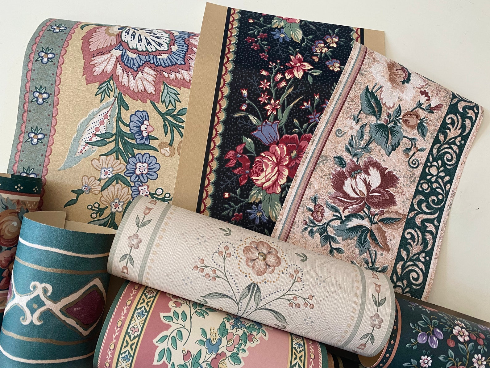 11pcs Floral Wallpaper Border Scraps - | Ephemera, Samples, Junk ...