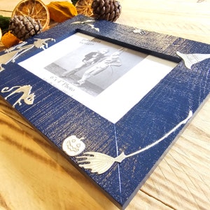 Halloween Photo Frame Décor, Spooky Witchy Navy Blue Hanging Frame ...