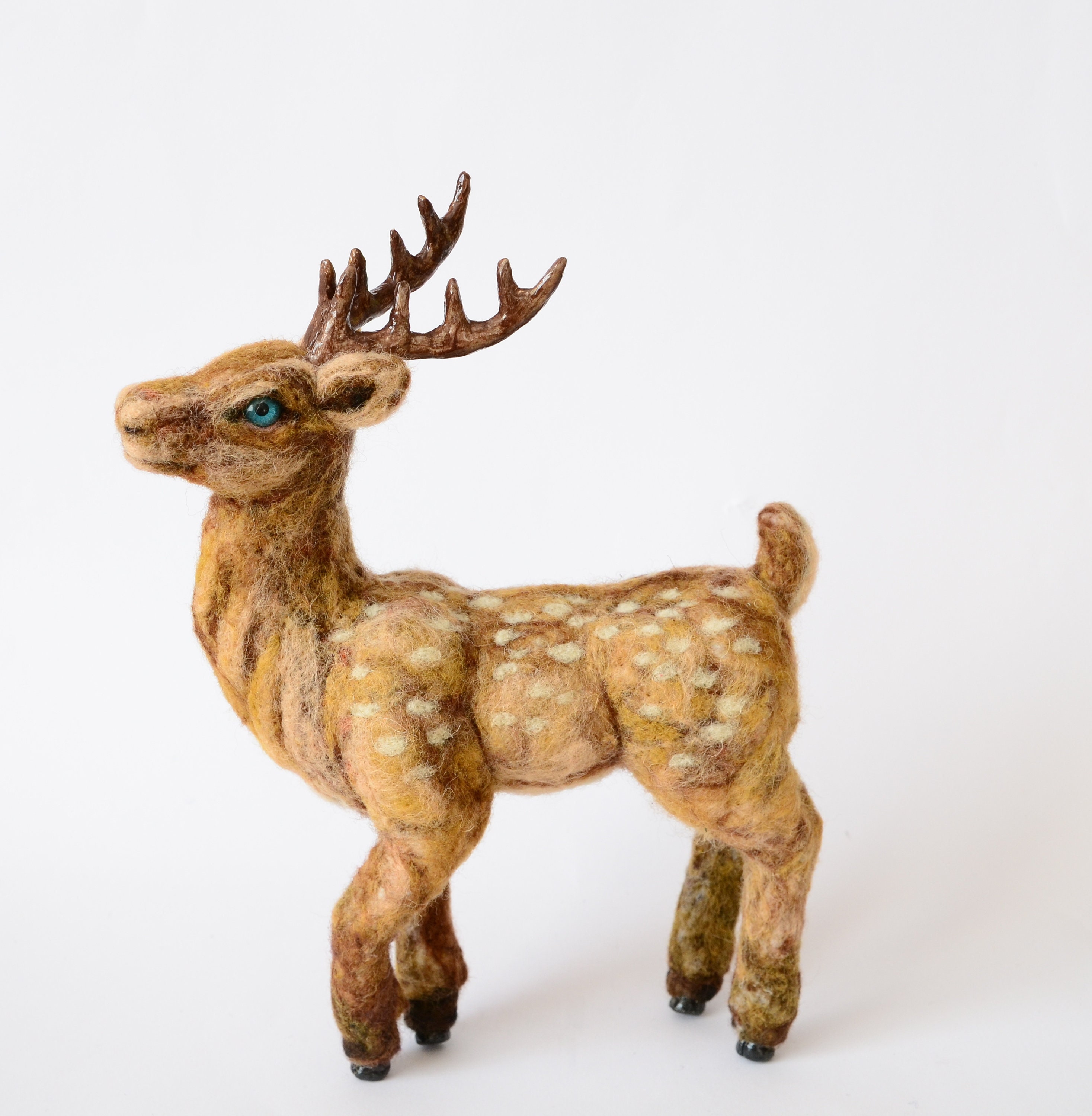 Wool sculpture Needle felted deer Wool deer Felting deer | Etsy