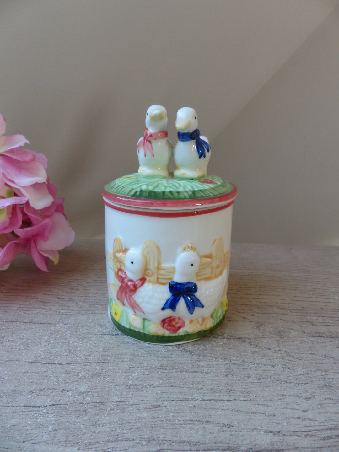 Salt Box Pot, Spice Jar Kitchen Figurine Ceramic Ducks Country Farm ...