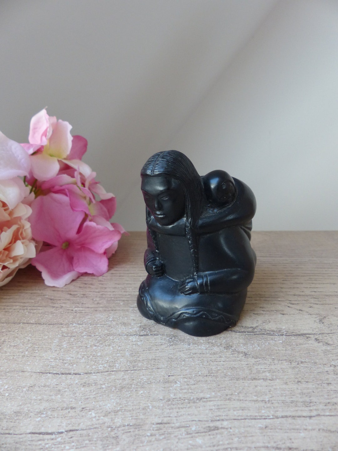 Eskimo Mother and Baby Figurine Sculpture – Canadian Inuit Statuette in ...