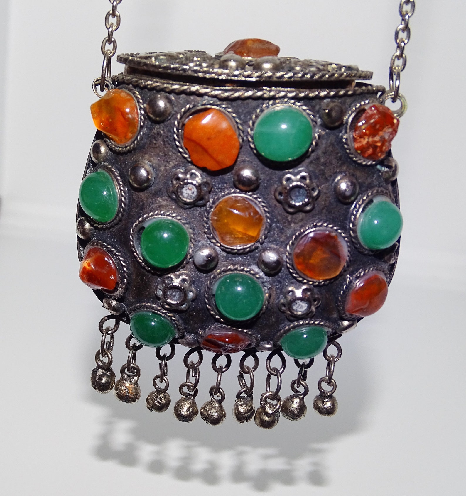 Vintage Sajai metal coin purse set with semi precious stones - Etsy.de
