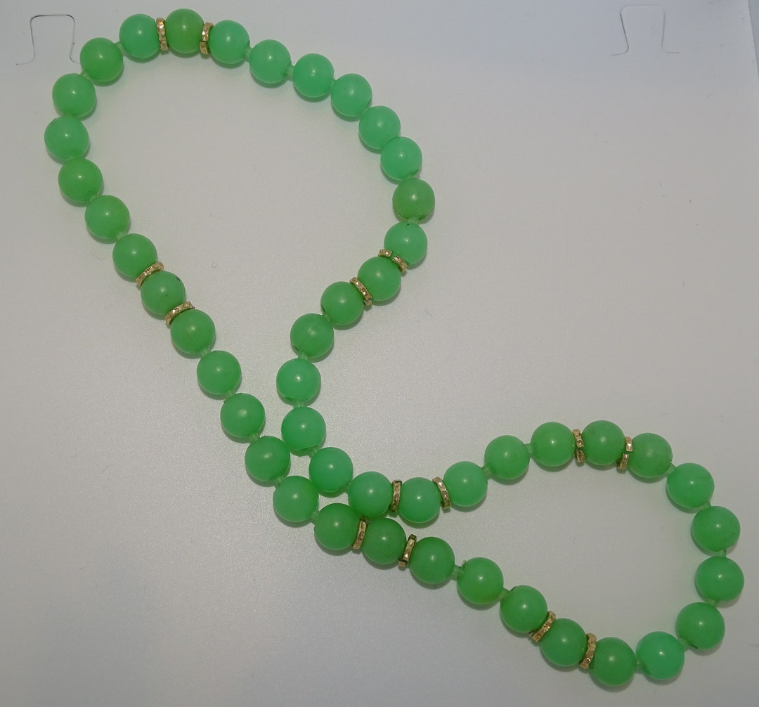 Beautiful Retro Plastic Popper Beads/ Popper Beaded Necklace- Green ...