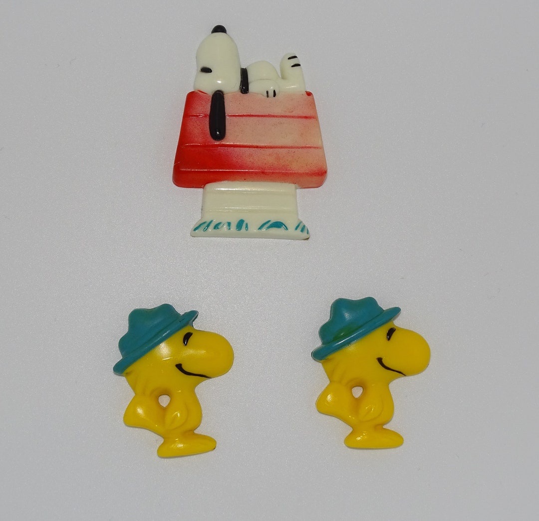 Vintage 1950's/1960's Plastic Peanuts Gang Two Woodstock Magnets and ...