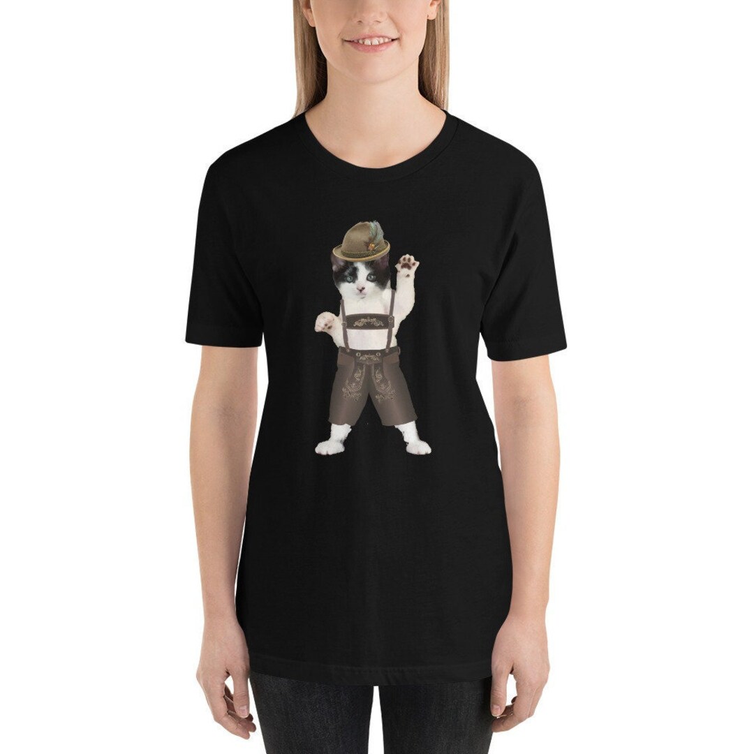 Oktoberfest Cat Dressed in German Lederhosen Short-sleeve Unisex T ...