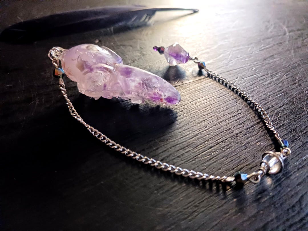 Amethyst Orgonite Pendulum, Crow Skull, With Pouch - Etsy