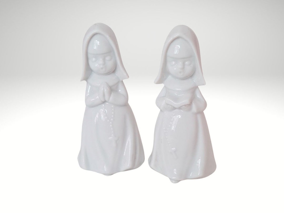 Napcoware Pair of Nuns, Singing Nun and Praying Nun, Miniature Sisters ...