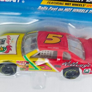 Terry Labonte #5 Kellogg's Racing Vintage NASCAR Hot Wheels Diecast Car ...