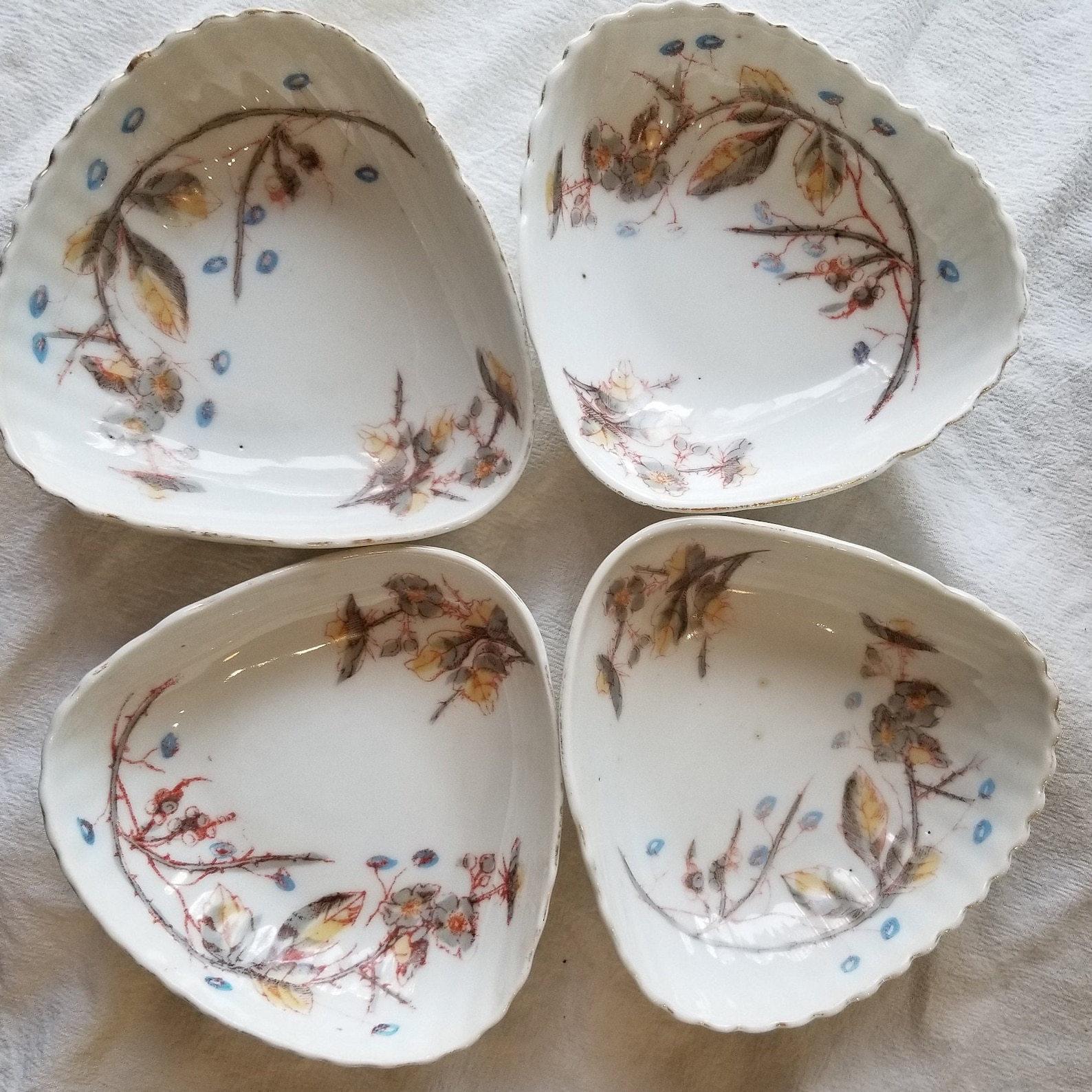 Fish plates or oyster plates Set of 4 Austria 1900Hand | Etsy