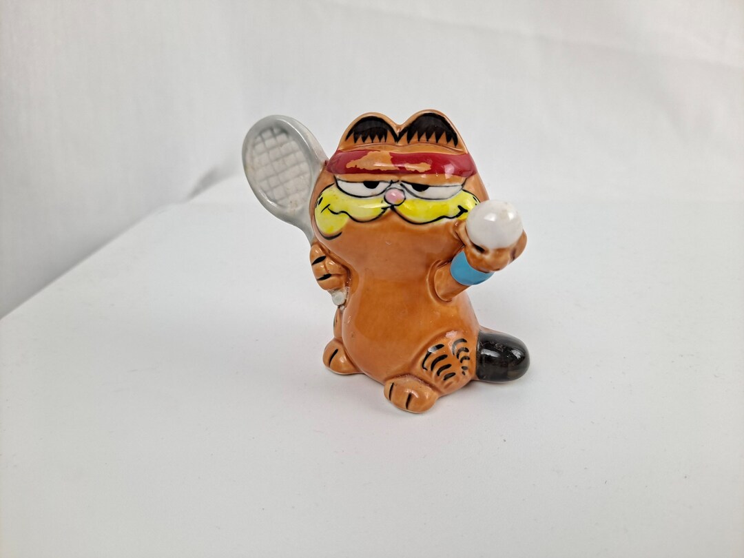 Vintage Garfield Ceramic the Cat Figurine Playing Tennis Enesco 1981 - Etsy