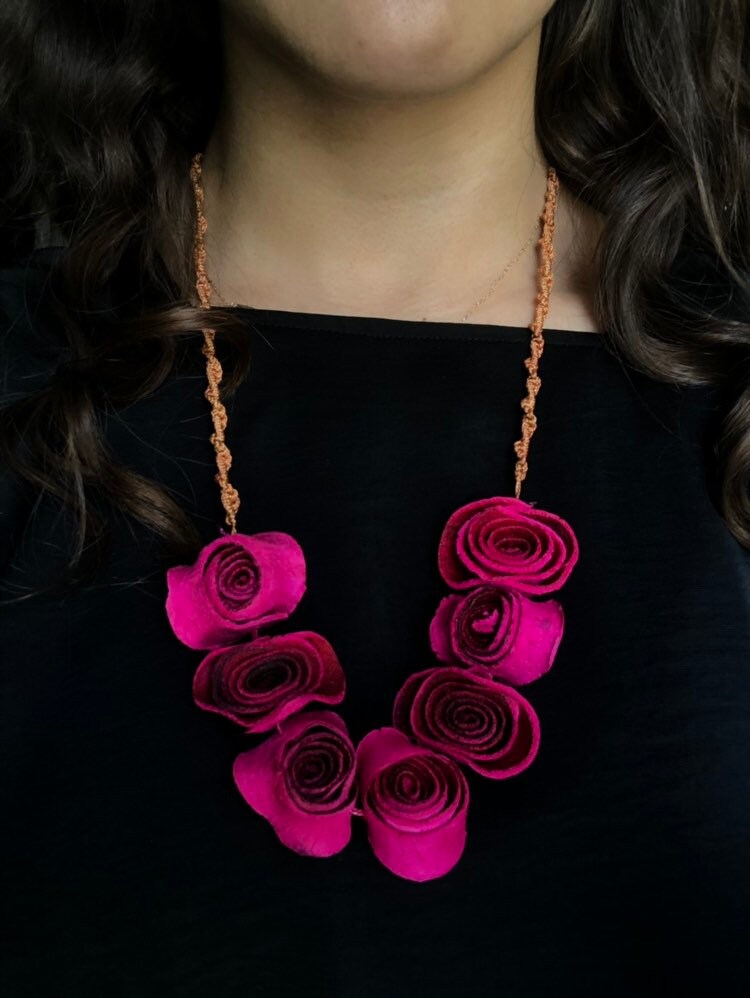 Orange Peel Rose Necklace - Etsy