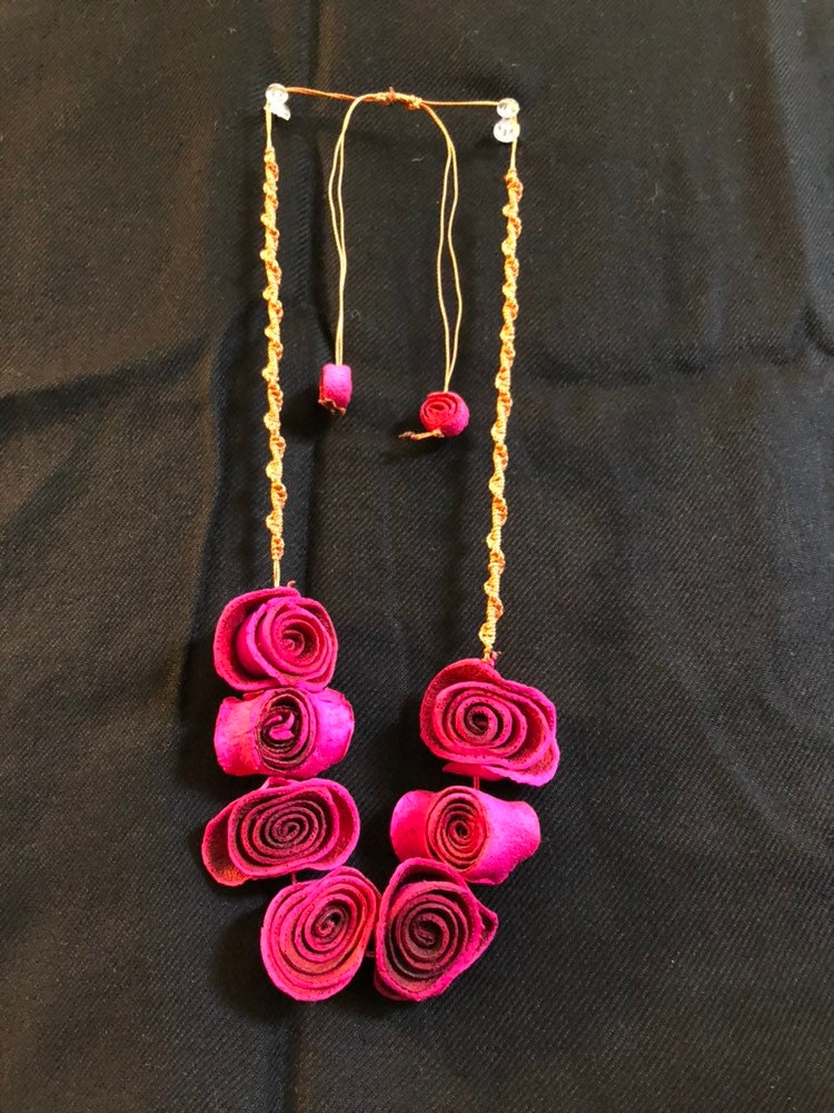 Orange Peel Rose Necklace - Etsy