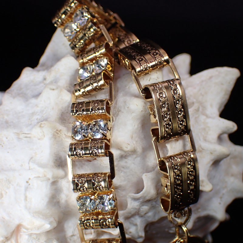 Book Chain Bracelet - Etsy