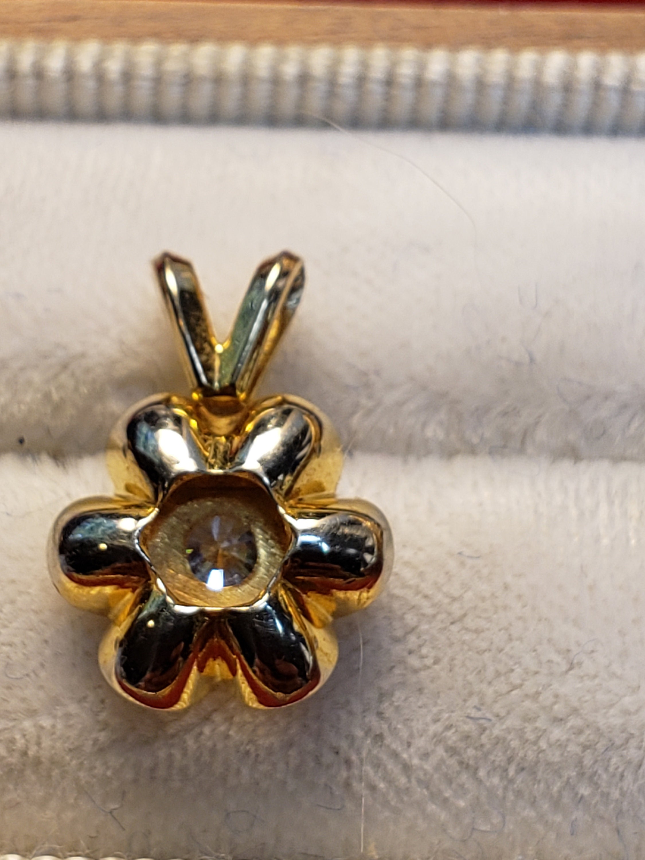 Vintage 14K Gold Diamond Buttercup Pendant | Etsy