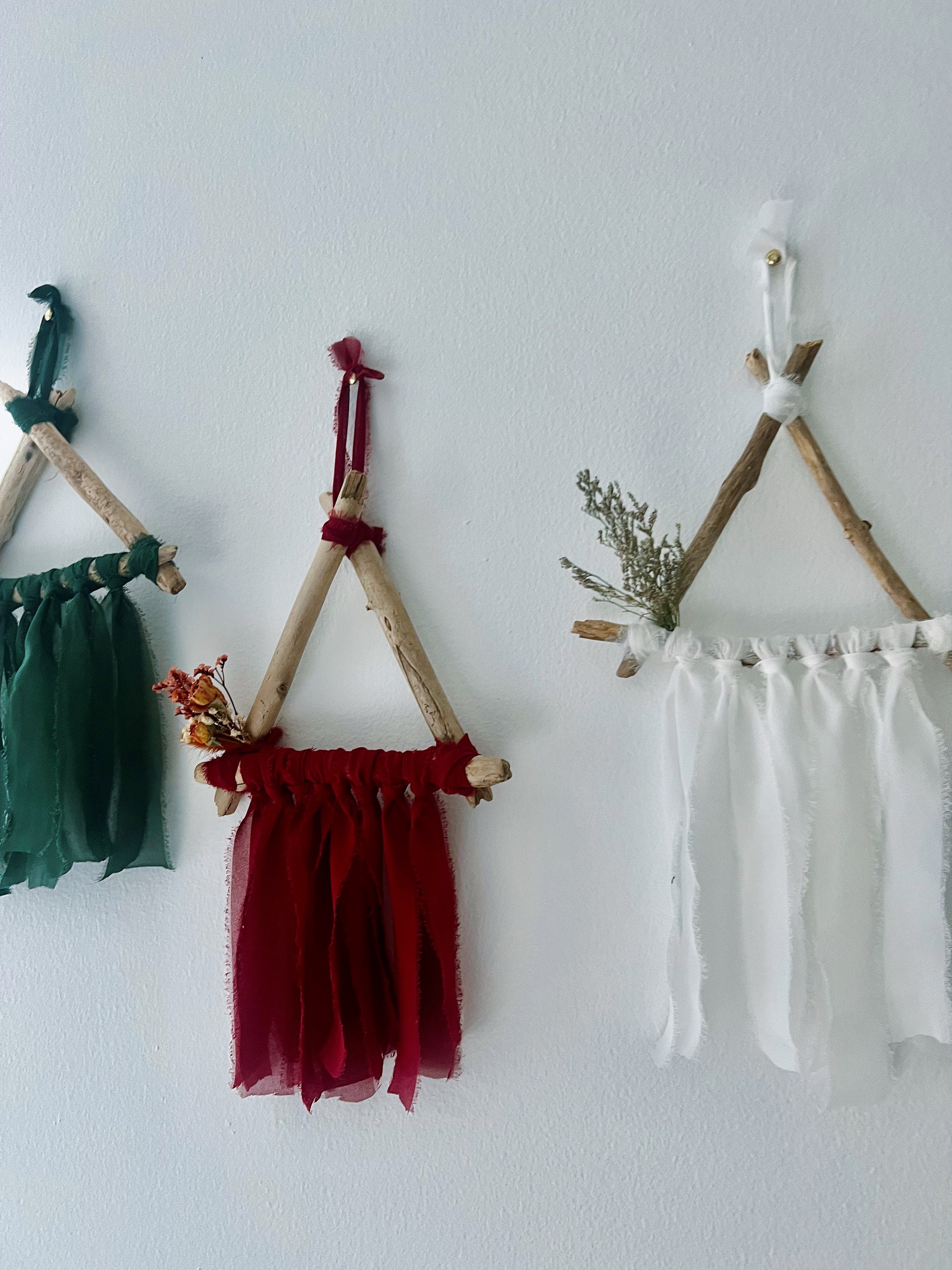 Driftwood Boho Wall Hanging With Dried Flowers | Maroon Red Boho ...