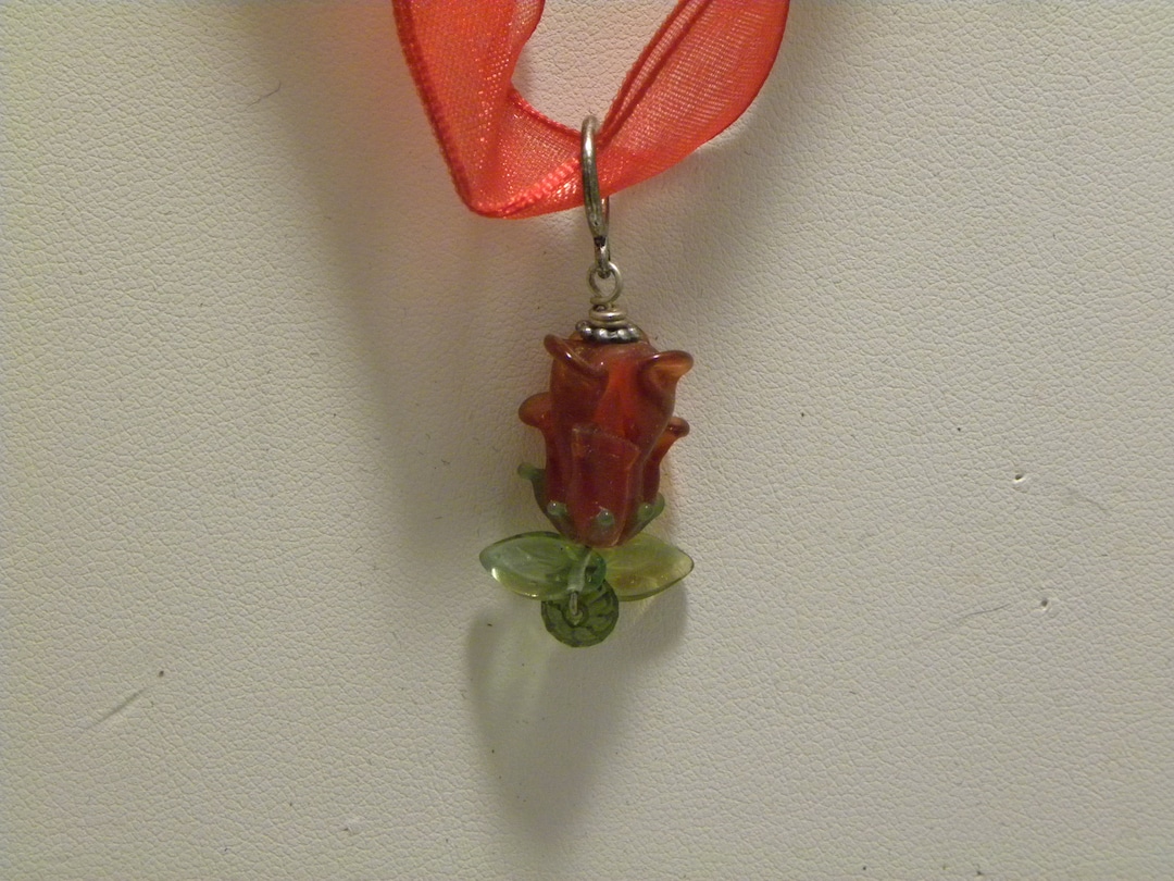 Red Lamp Worked Glass Flower With Glass Leaves and Crystal Bead on ...