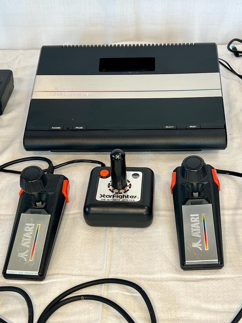 Vintage Atari 7800 Prosystem Video Game Console and Controllers and ...